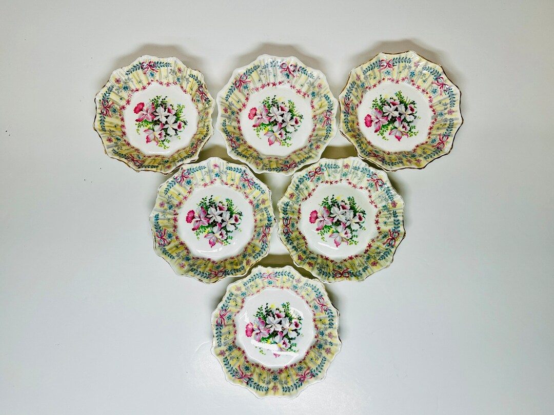 Vintage Queen Anne Royal Bridal Gown Nut Dish Candy Bowls Set of 6 Fine ...