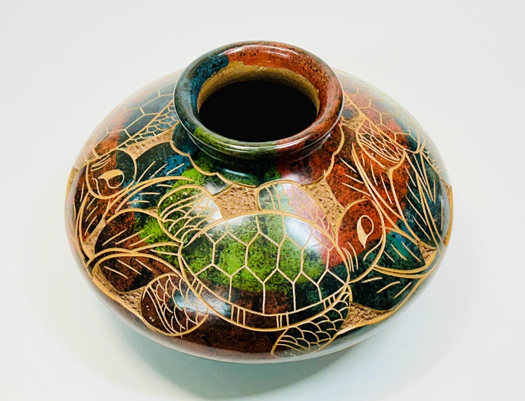 Signed Vintage Sea Turtles Art Pottery Vase Nicaragua Jose Gutierrez ...