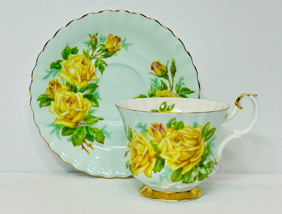 Vintage HTF Royal Albert Tea Rose Green Teacup and Saucer Large Yellow ...