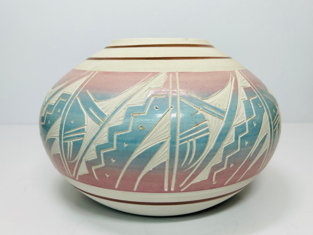 Vintage Signed Southwestern Pottery Vase R. Gonza Vase Etched Geometric ...