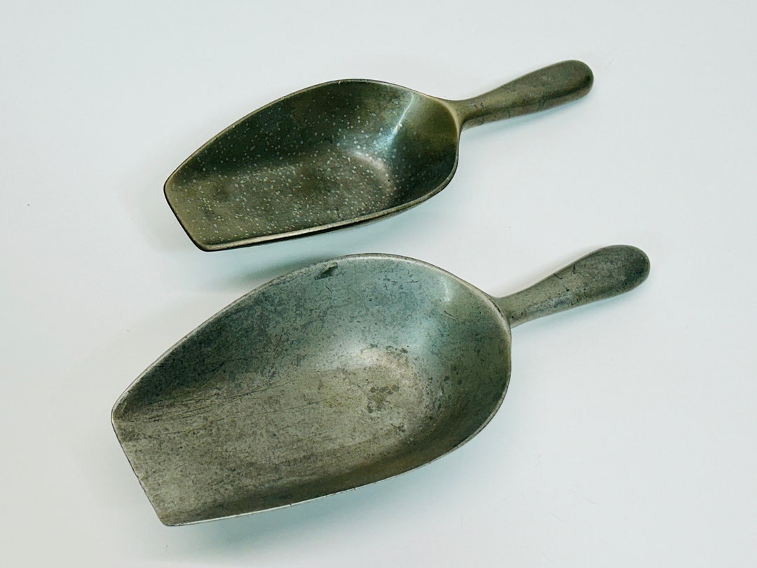 Vintage Metal Grain Scoops Farmhouse Decor Aluminum Scoops Vintage ...