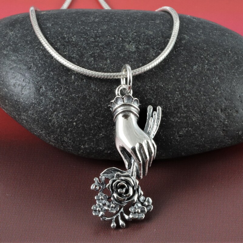 Victorian Hand Pendant - Etsy