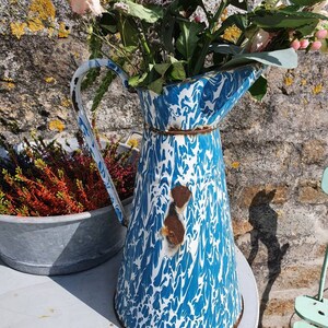 Chic & Shabby Large Antique French Blue and White Marbled Enamel Water ...