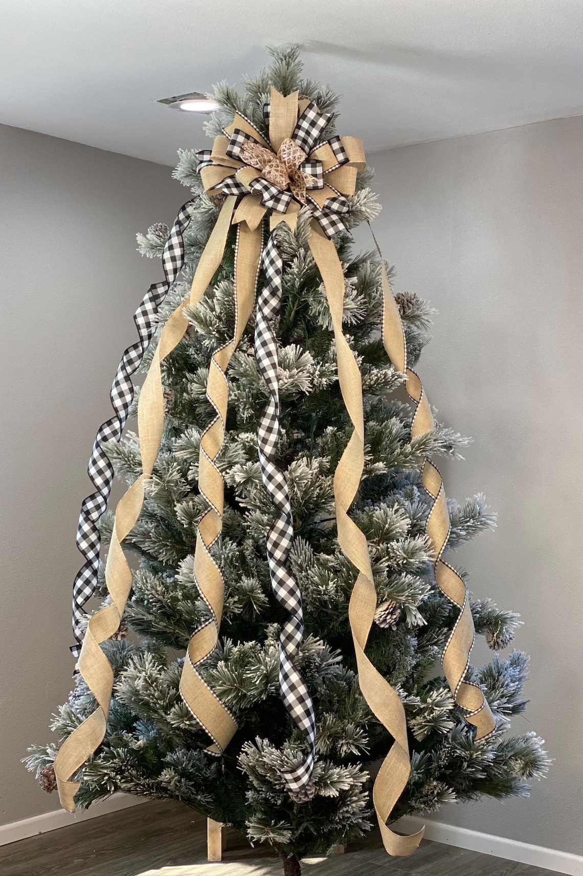 Rustic Christmas Tree Bow 6ft Long Tails Farmhouse Bow - Etsy