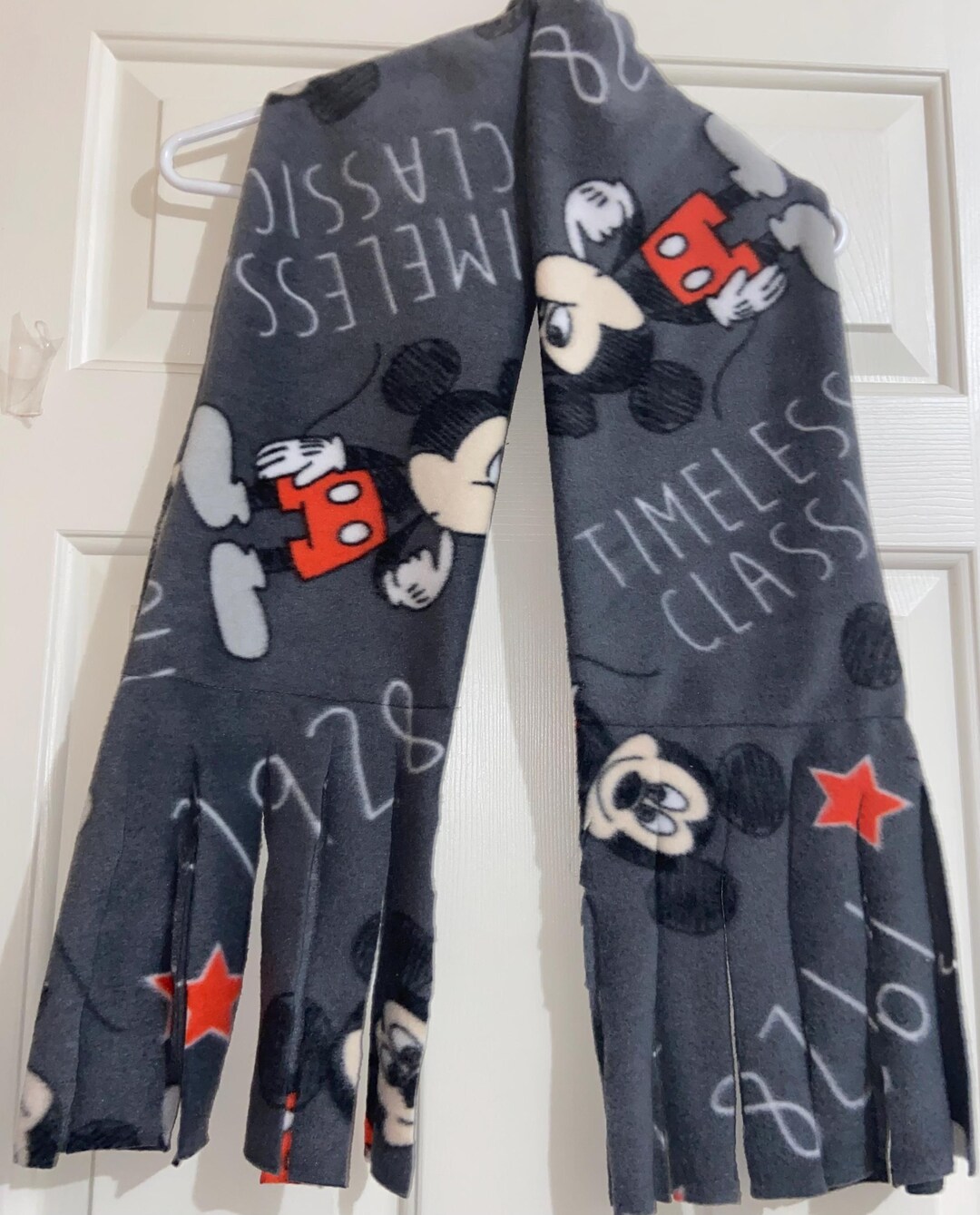 Mickey Mouse "timeless Classic" Grey Fleece Fringe SCARF Handmade New ...