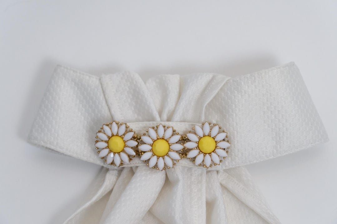 Daisy Stock Tie Pin - Etsy