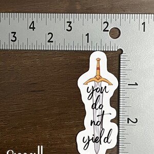 Throne of Glass You Do Not Yield Sticker - Etsy