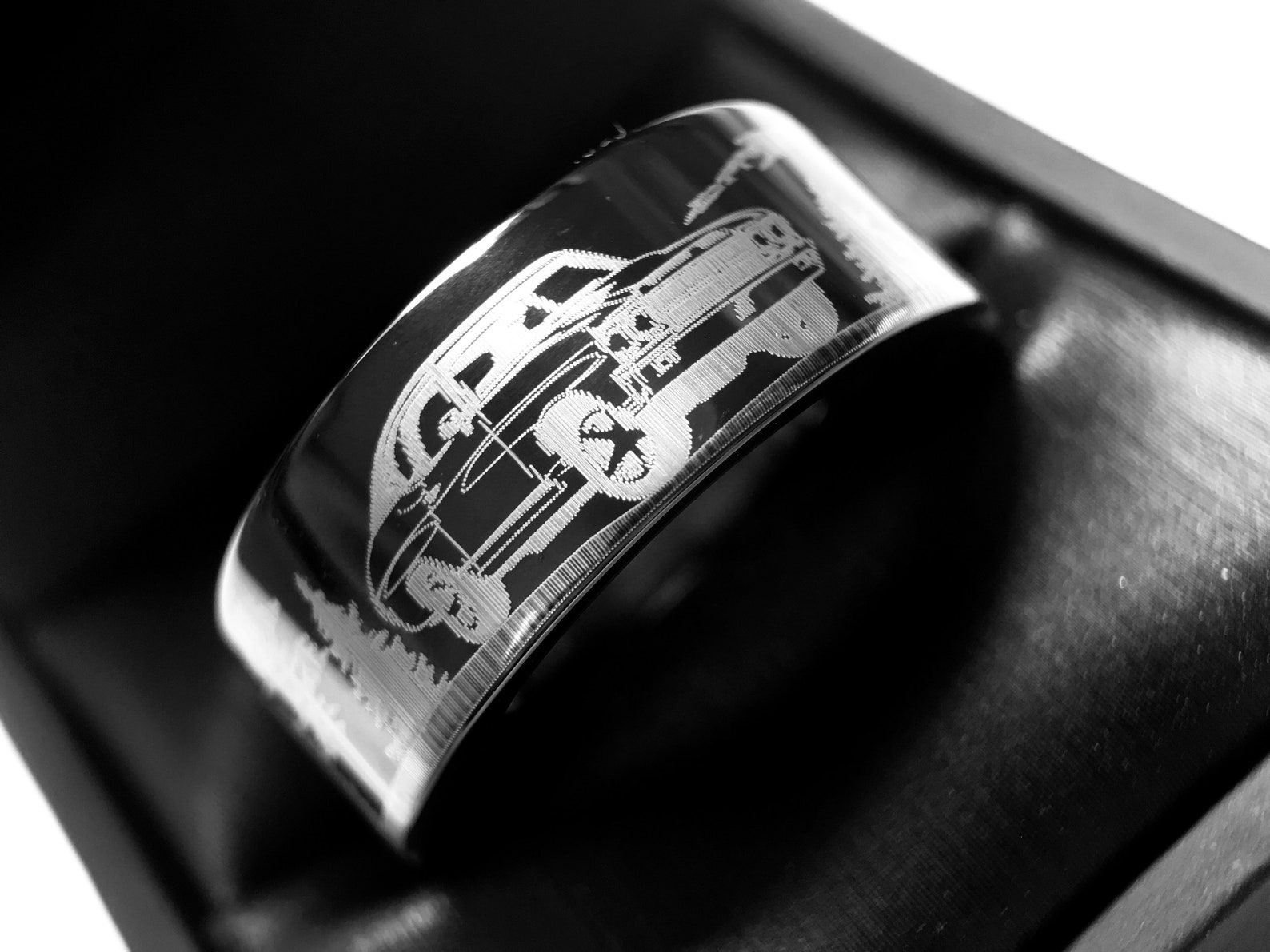 Mens Ring Mens Wedding Band Black Mustang Car Engraved Ring - Etsy