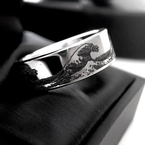 Wave Ring | Ocean Pattern Engraved Tungsten Ring | Men’s & Women’s ...