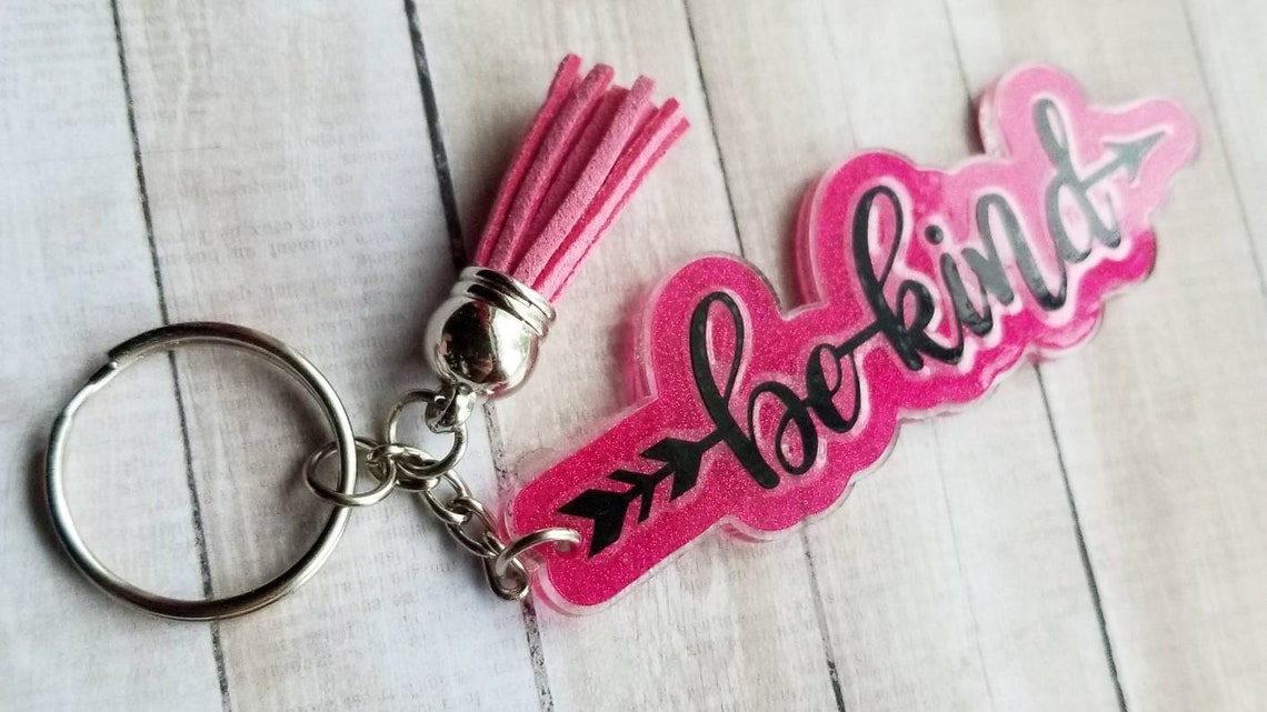 Personalized Be Kind Keychain / Kindness Keychain / Be Kind - Etsy.de