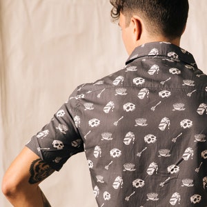 Mens & Womens Cereal Killer Fun Casual Woven Button up Shirt, Breakfast ...