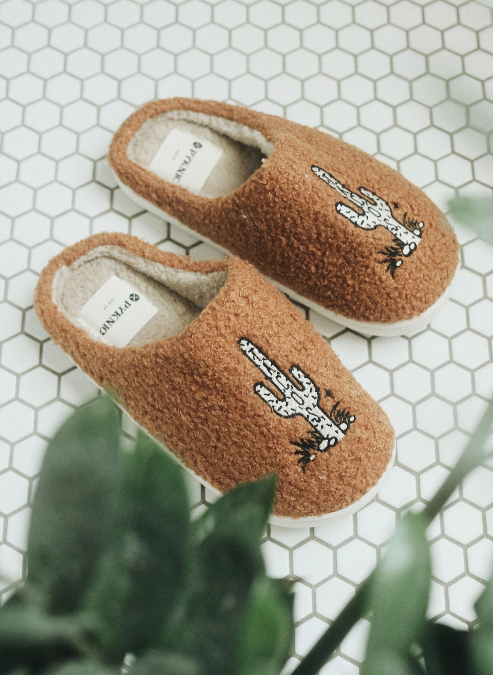 Cactus Tacos Slippers, Comfy Fleece Slippers, Taco Lover, Desert Art ...