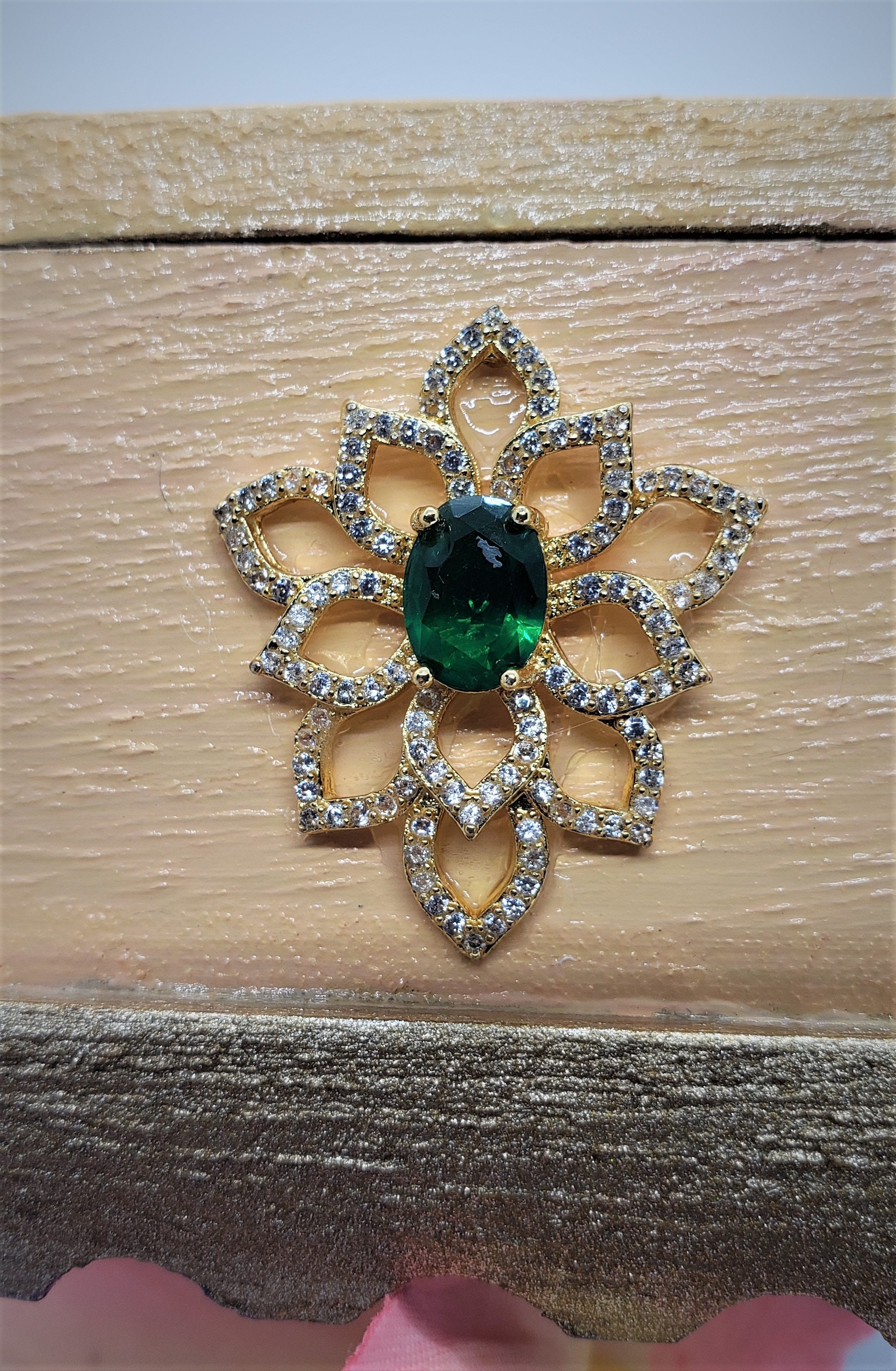 Jewelry / Trinket Box emerald and Gold - Etsy UK