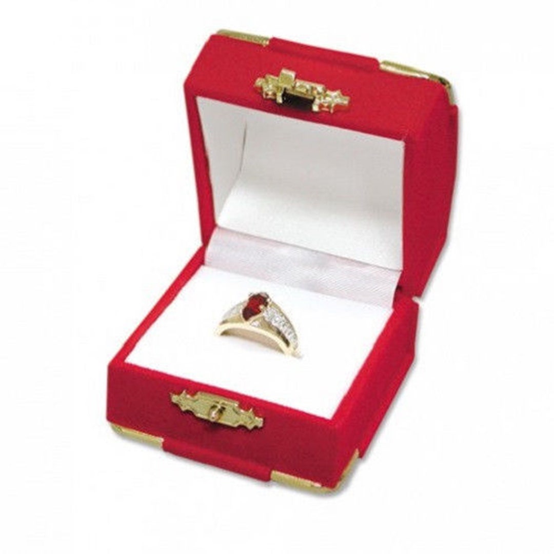 1 Red Velvet Treasure Chest Shape Ring Jewelry Display Gift Box - Etsy