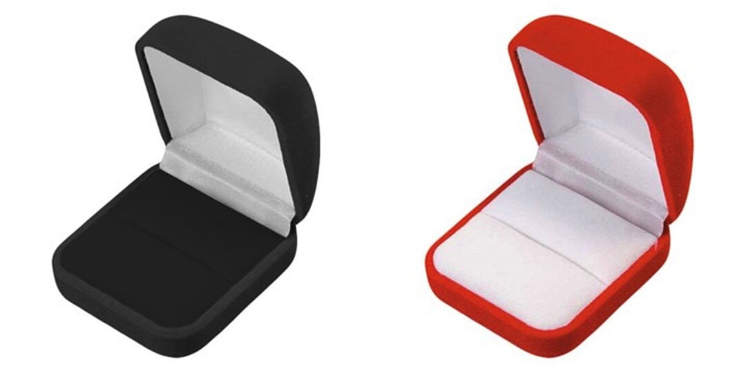 Red or Black Velvet Velour Ring Jewelry Display Gift Boxes Choose 1 6 ...