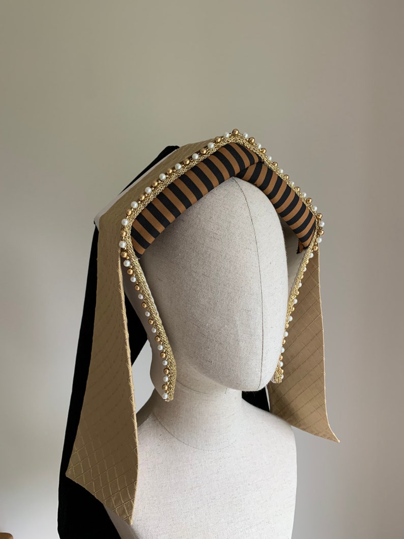 Tudor Gable English Hood Headdress - Etsy