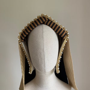 Tudor Gable English Hood Headdress - Etsy