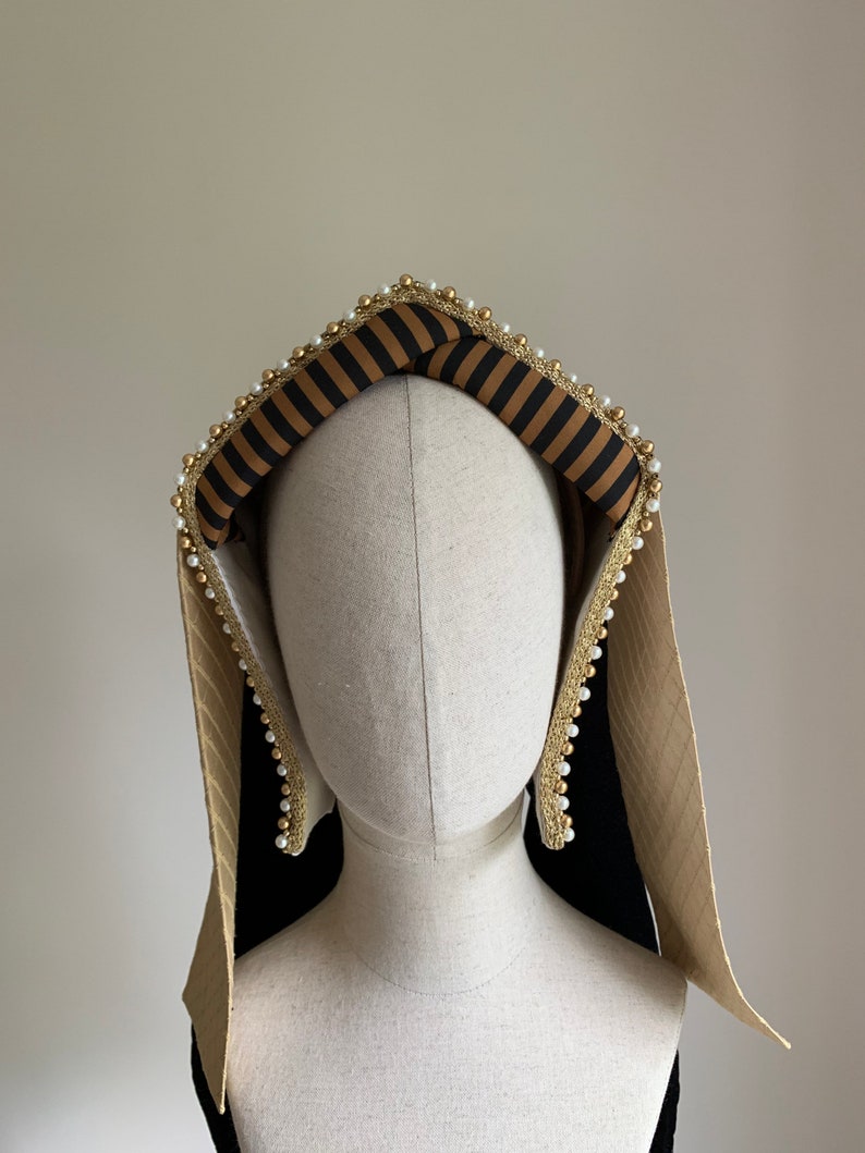Tudor Gable English Hood Headdress - Etsy