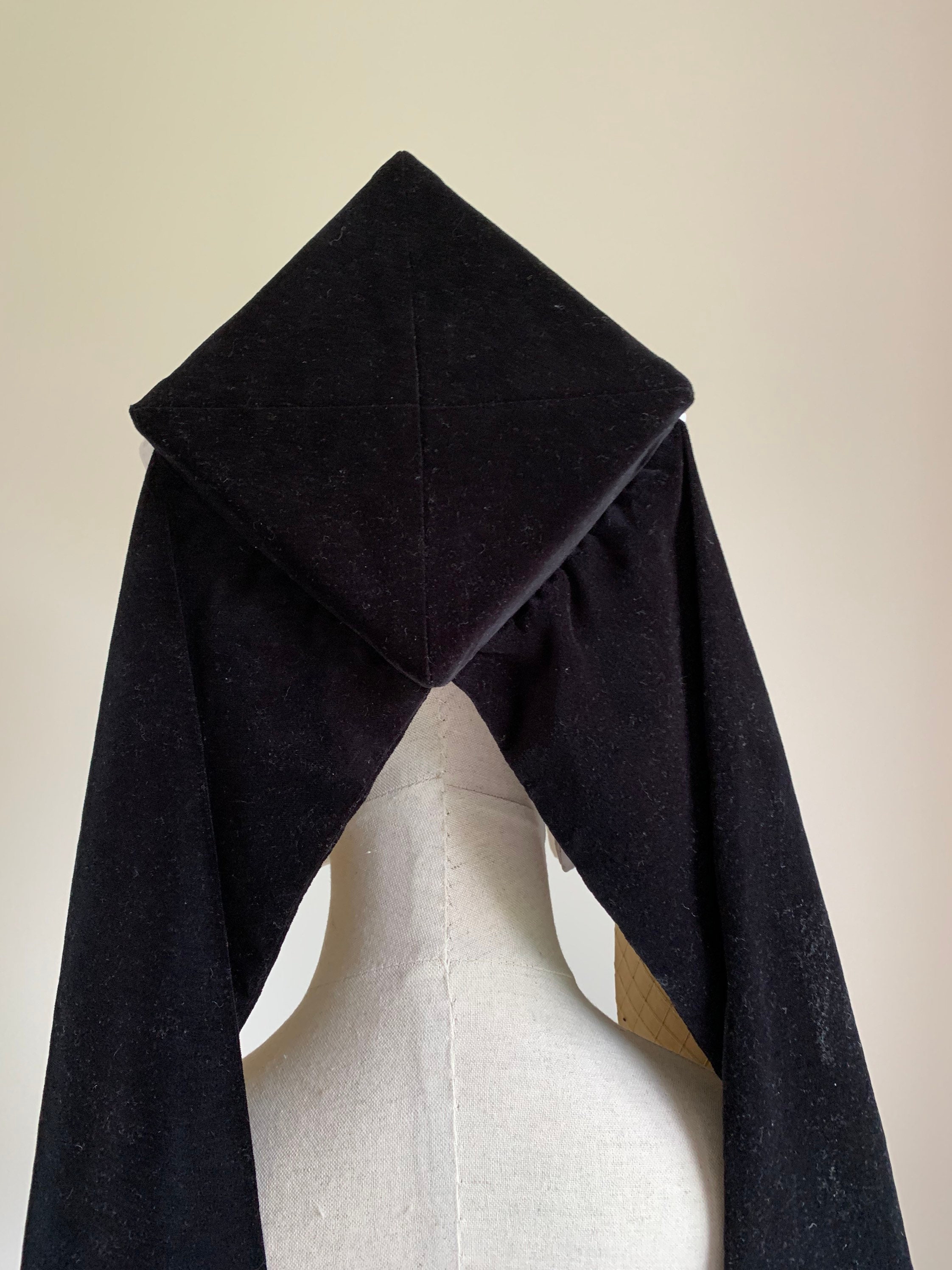 Tudor Gable English Hood Headdress - Etsy