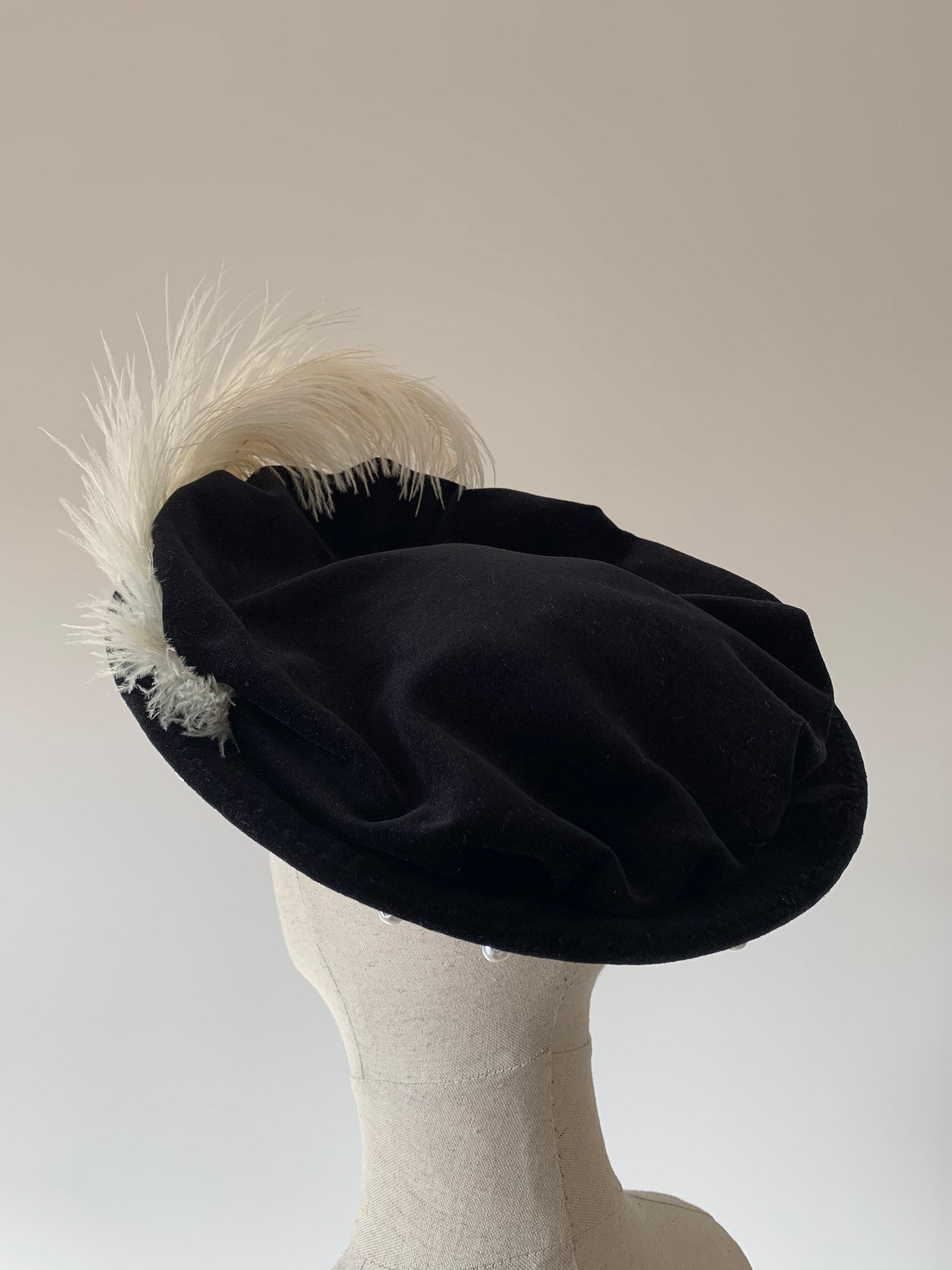 Henry VIII Henrician Bonnet Tudor Hat Cap Velvet Feathers - Etsy