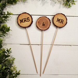 Rustic Mr and Mrs Wood Wedding Cake Topper Set, Cupcake Topper, Dessert ...