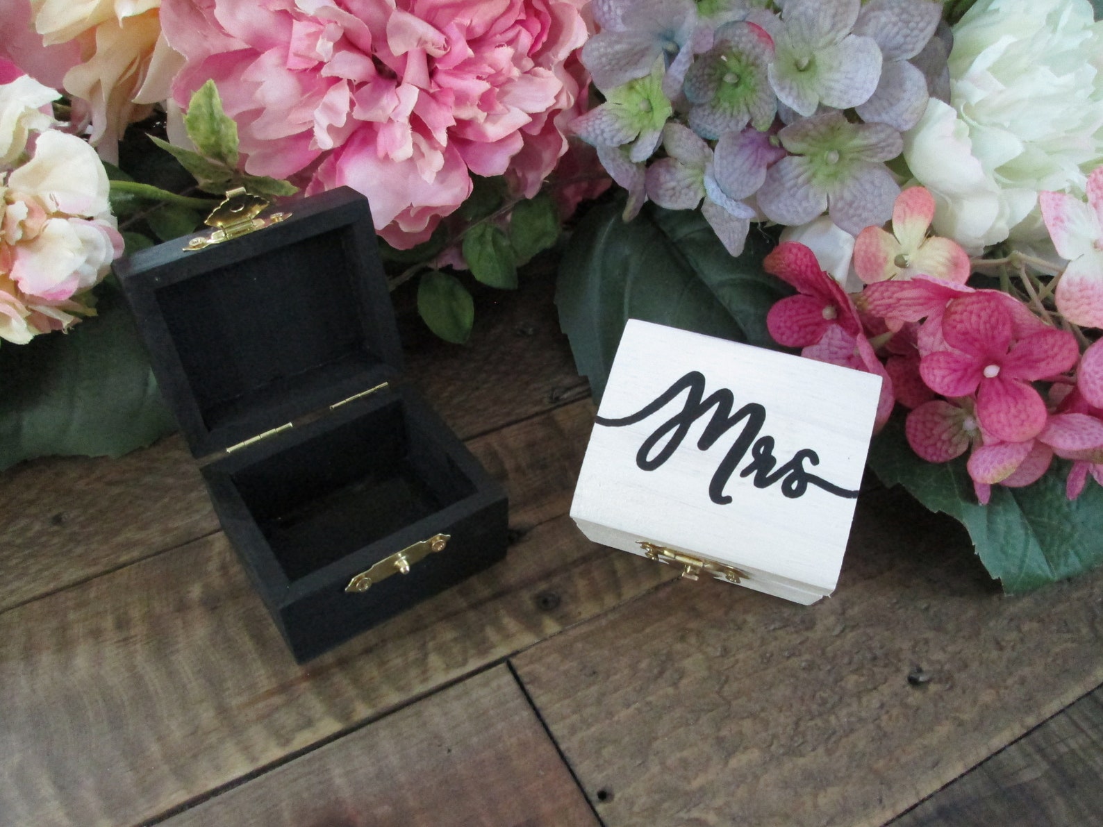 Mr and Mrs Wooden Ring Box Set Enagagement Wedding Ring - Etsy