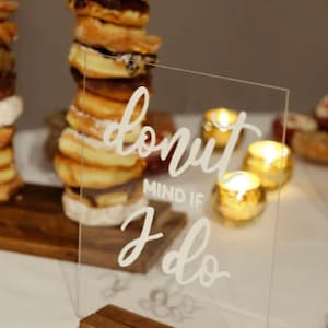 Bagel Bar Stand, Rustic Bridal Shower Decor, Breakfast Bar Decor ...