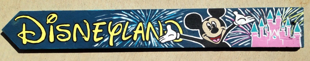 Hand Painted and Lettered City Signs With 3-4 Landmarks on Recycled ...