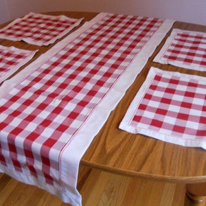 White and Red Checkered Table Runner, 15,5" X 54" Table Runner, Ready ...
