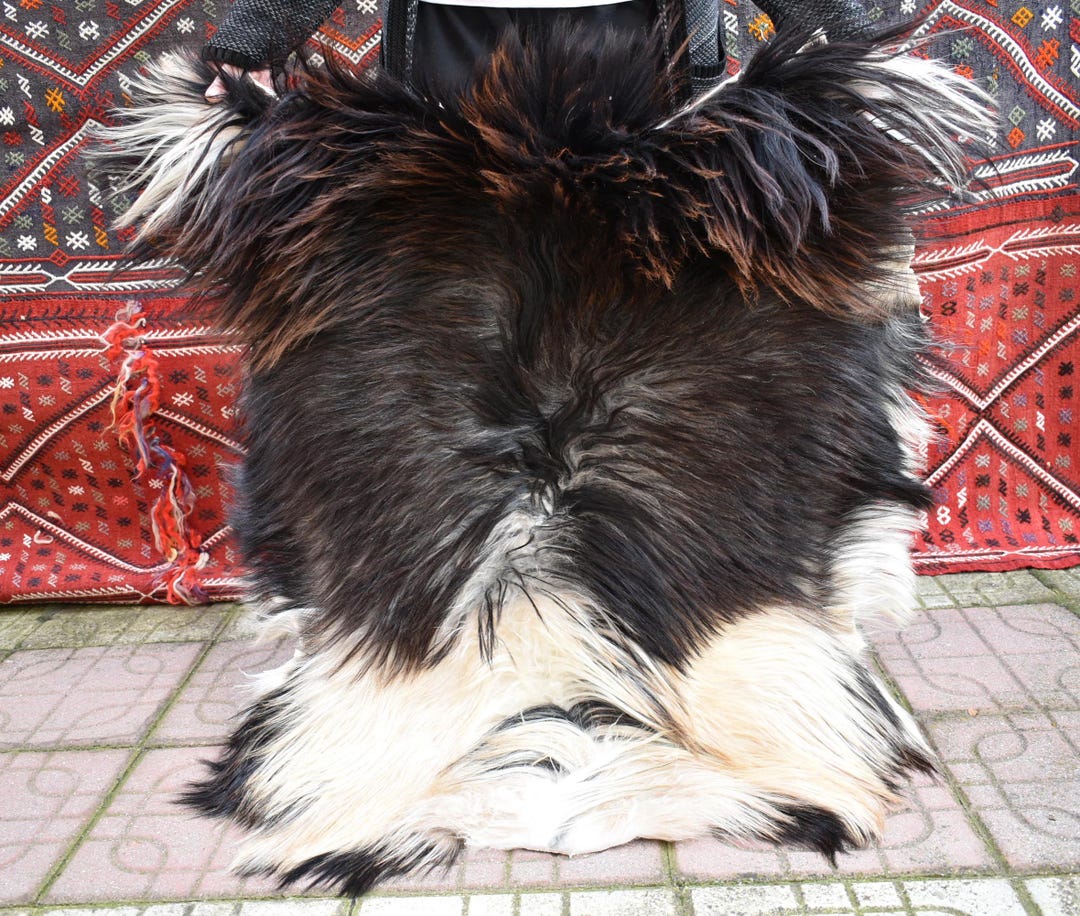 Angora Goat Fur Rug, Natural Goatskin Pelt, Turkish Home Decor (72x85 ...