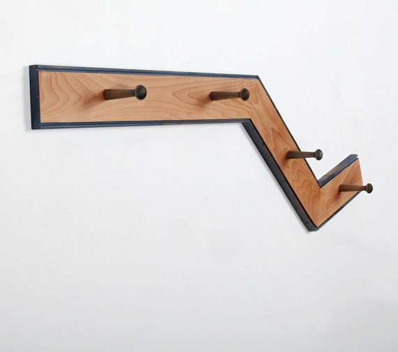Shaker Style Coat Rack - Tradingbasis