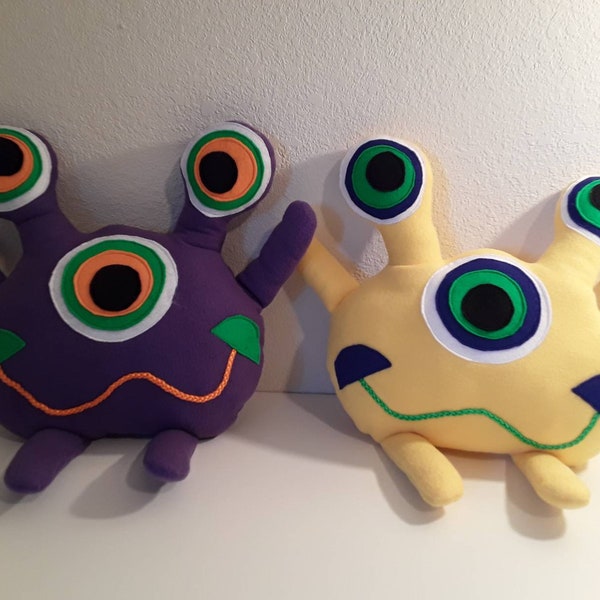Alien Pillow - Etsy