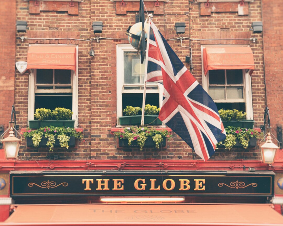 London Pub, London Print, British Decor, London Photography, English ...