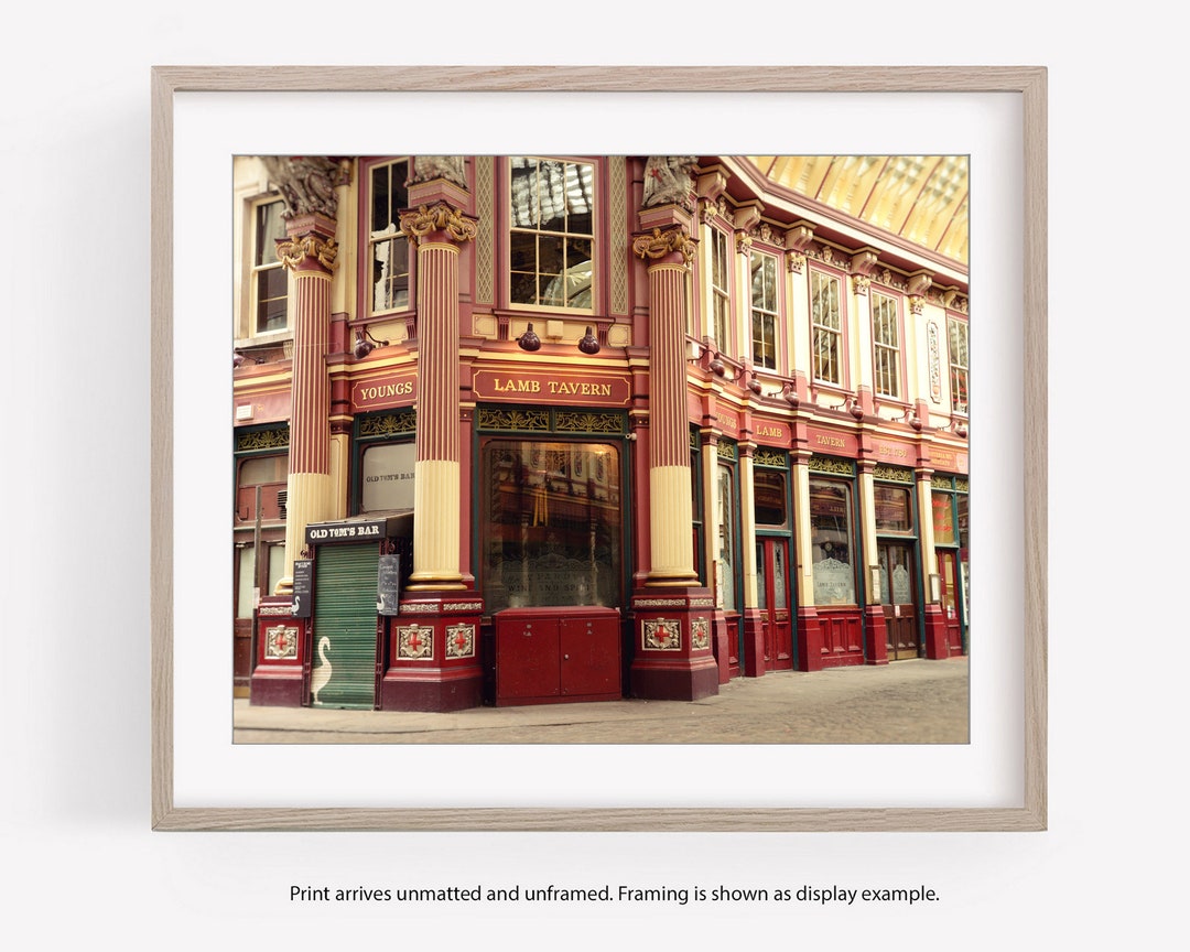 London Pub Photography Print, Lamb Tavern Leadenhall Market, Black and ...