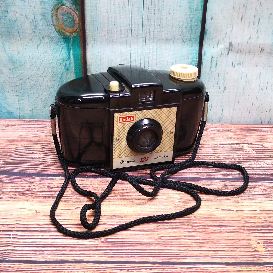 Serviced 1950s Kodak Brownie 127 Roll Film Camera - Early First Model ...