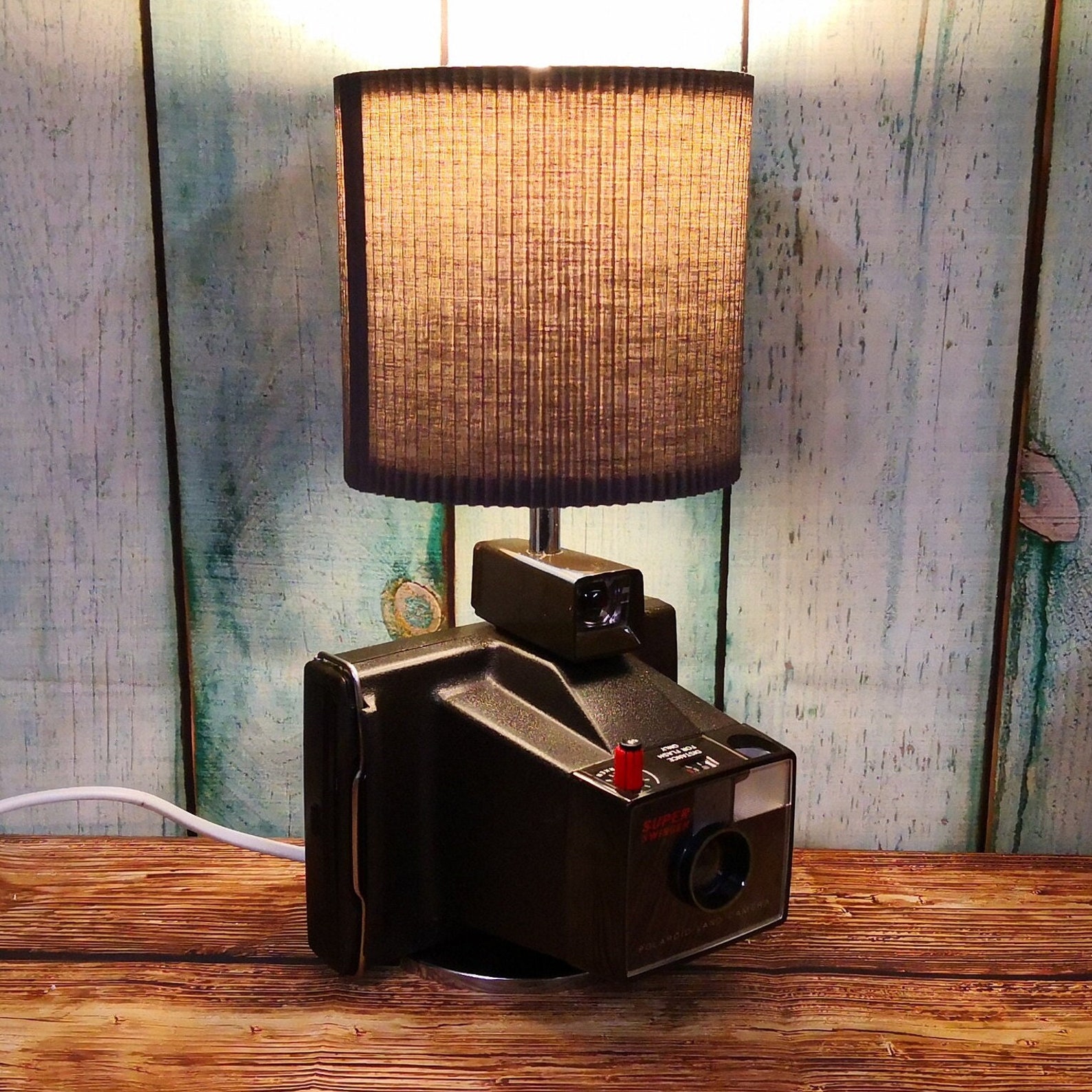 Upcycled 1970s Polaoid Camera Table Desk Lamp With Shade LED Light - Etsy