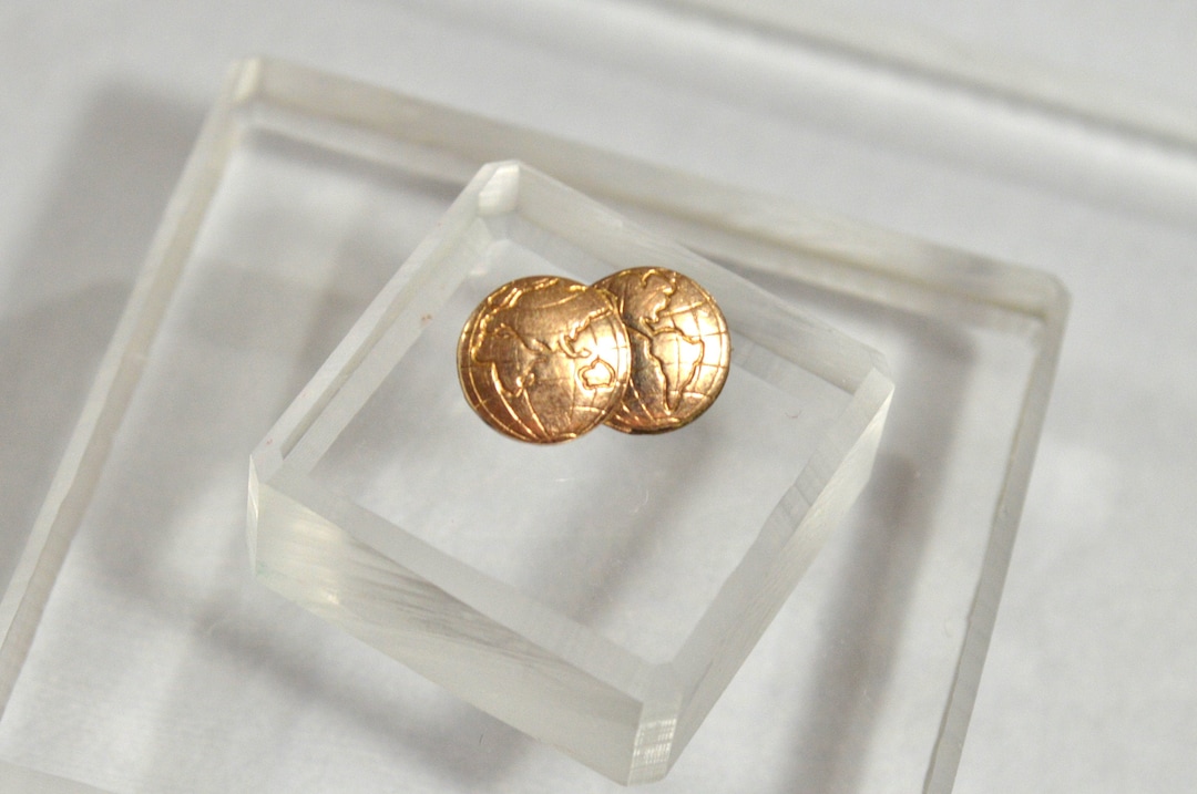 Vintage 14K Gold Double World Globe Pin - Etsy