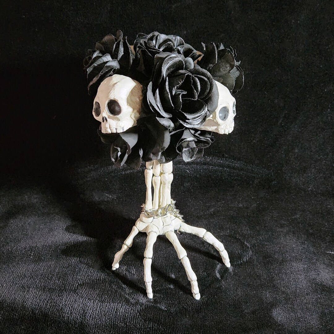 Black Roses and Skulls Skeletal Hand Gothic Bouquet - Etsy