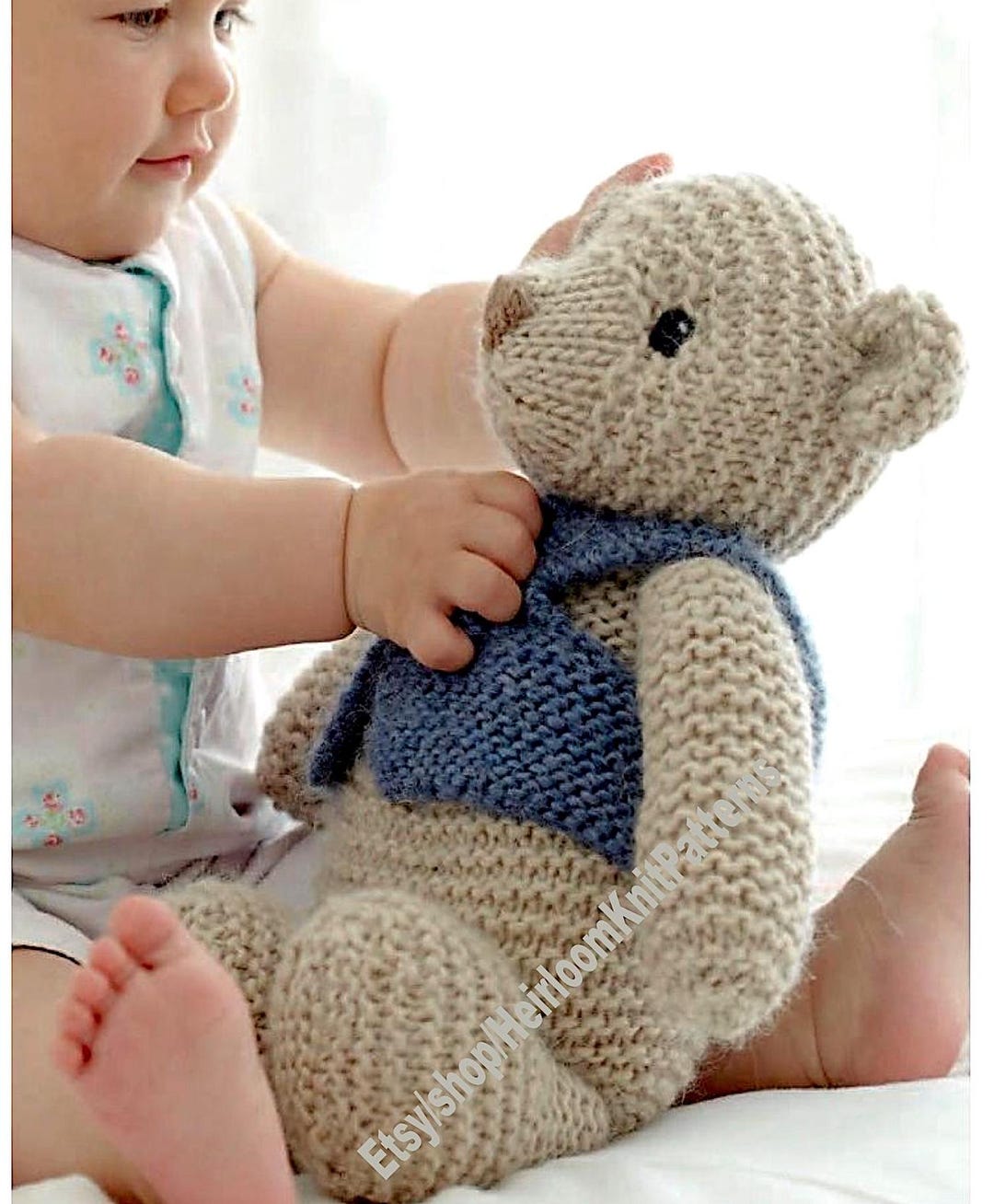 Toy Knitting Pattern Classic Teddy Bear in Chunky Bulky Yarn Toy Knitting Pattern Classic Teddy Bear in Chunky Bulky Yarn