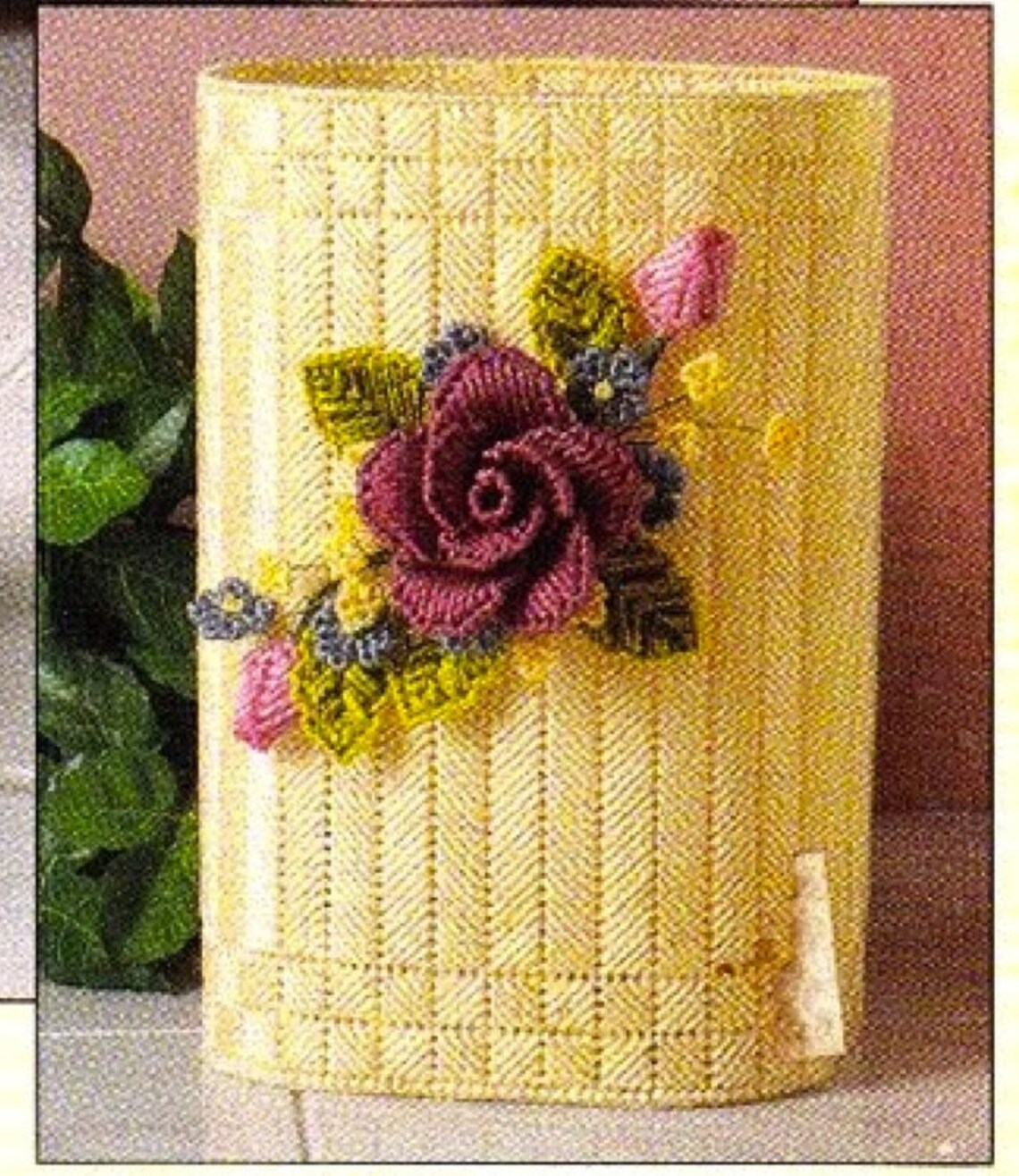 6 Projects Rose Garden Vintage Plastic Canvas Pattern Tissue - Etsy