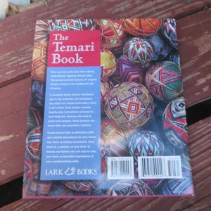 The Temari Book: Techniques and Patterns for Making Japanese Thread ...