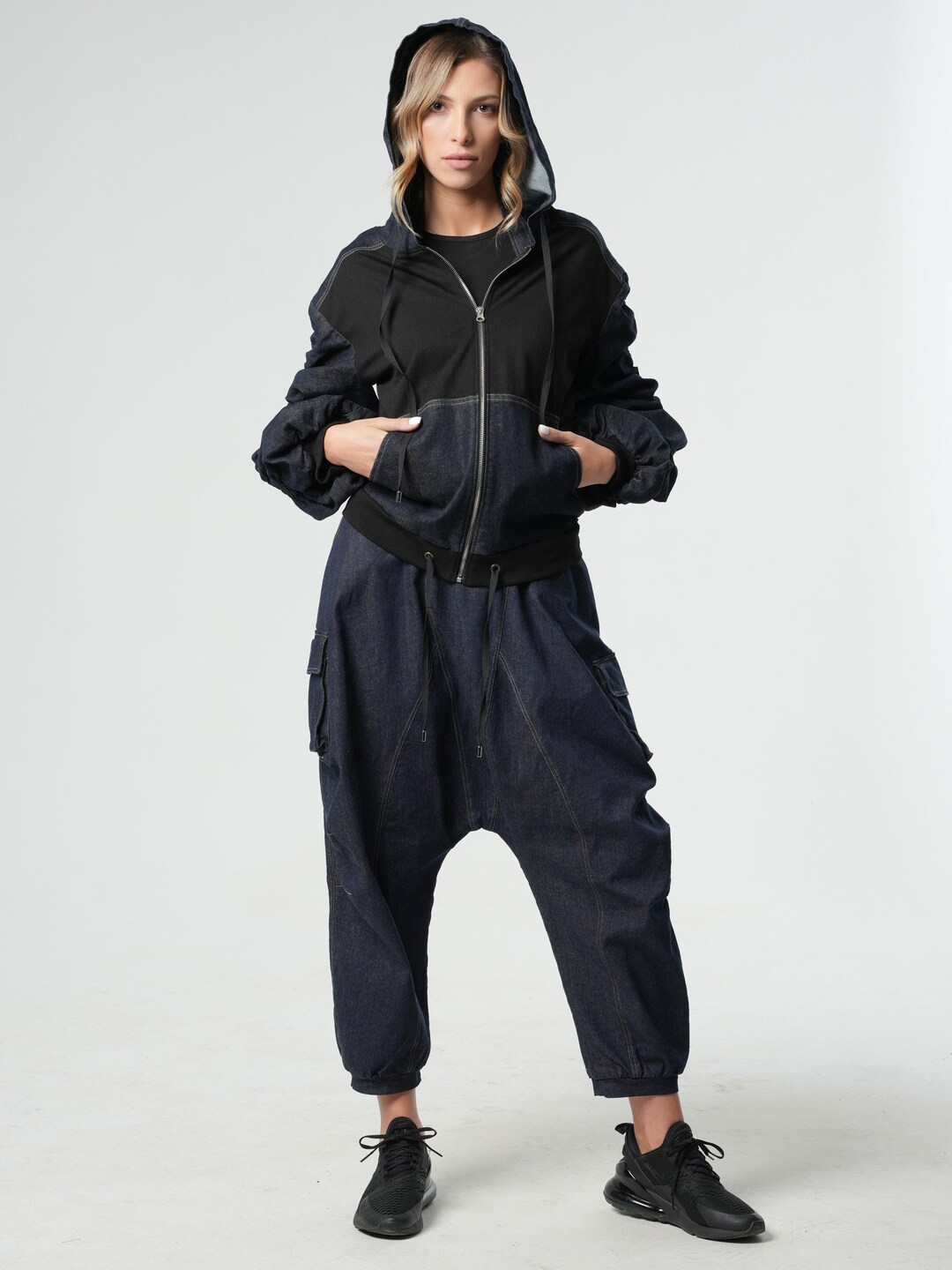 Denim Hooded Jacket With Gathered Sleeves / Zipper Denim Jacket ...