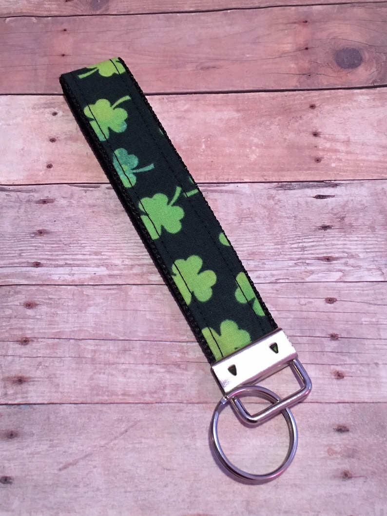 Key fob Keychain Key holder Wristlet Green with | Etsy