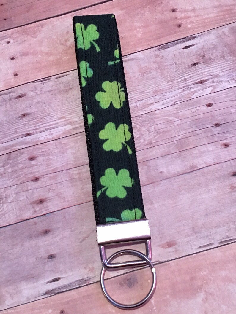 Key fob Keychain Key holder Wristlet Green with | Etsy