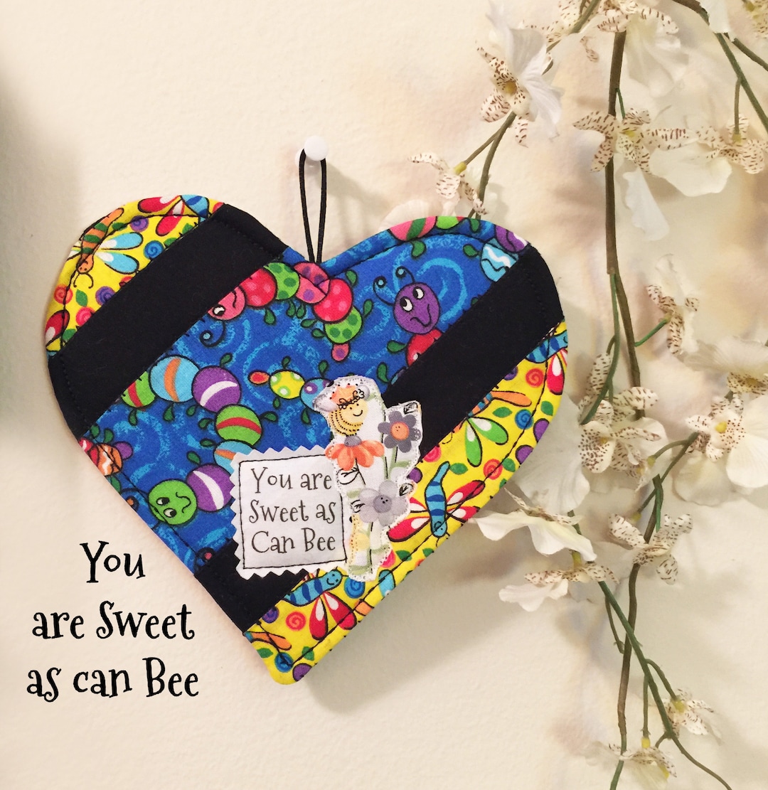 Friendship Bee Gift, Bee Happy Heart Mug Mat Gift, Happy Bee Quilted ...