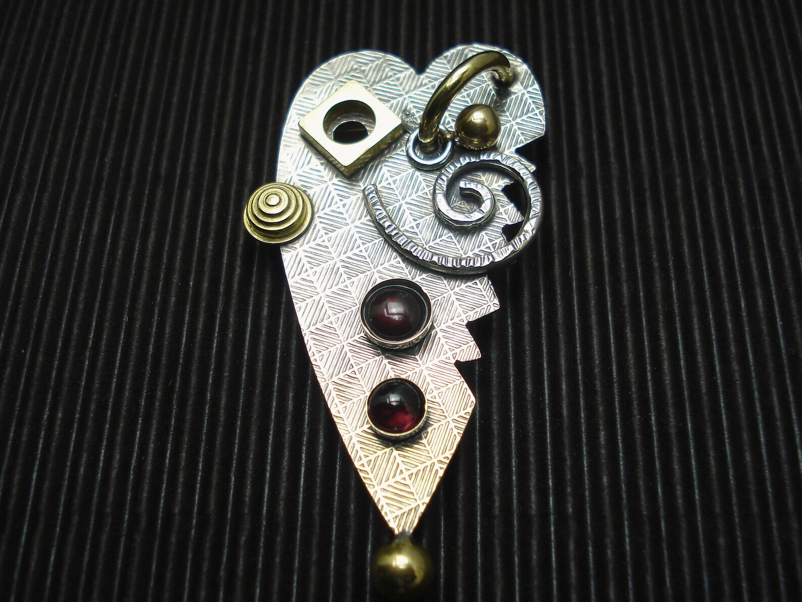 Textured Heart Pin: Mixed Metal Brass & Nickel With Garnets - Etsy