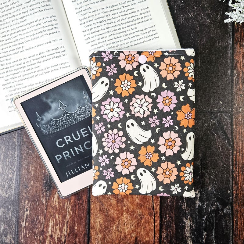 Kindle Pouch Ghosts - Etsy