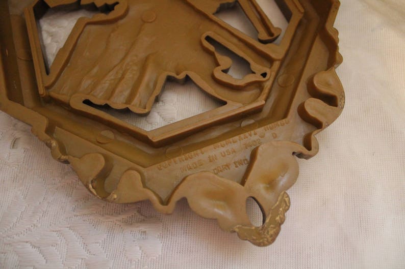 Vintage 1976 MUSICAL INSTRUMENT PLAQUE Set of Two 12-inches - Etsy