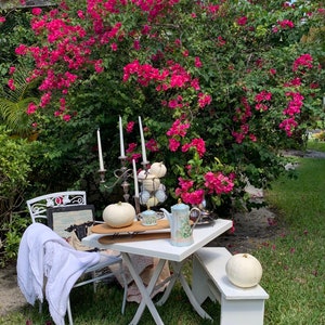 Primitive Folk Art Hand Hooked Rug by Jean Tynan. Rug Design by Marion ...