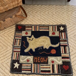 Primitive Folk Art Hand Hooked Rug. Measures 24 X 21. - Etsy